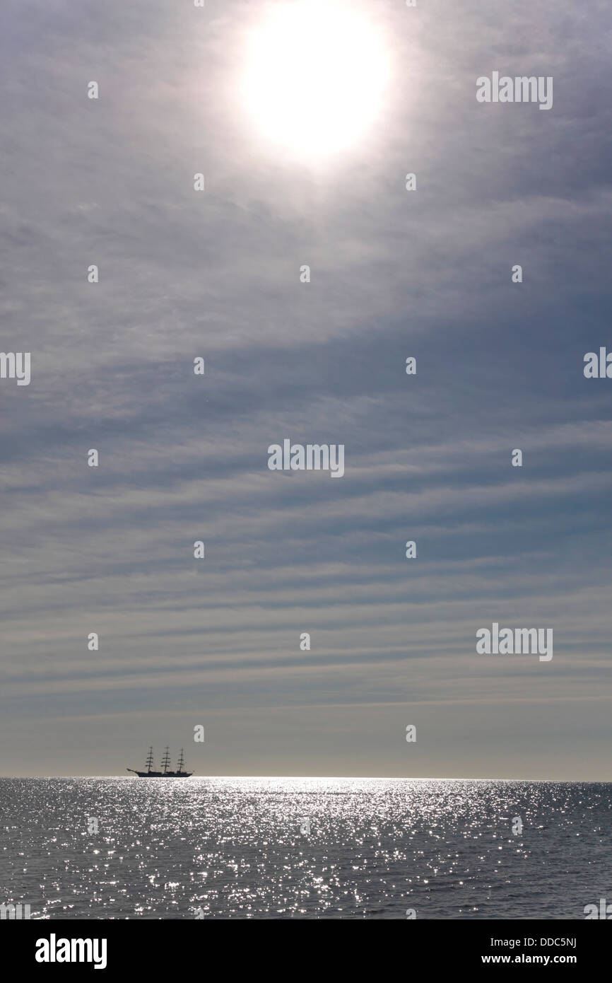 Coastal clipper hi-res stock photography and images - Alamy