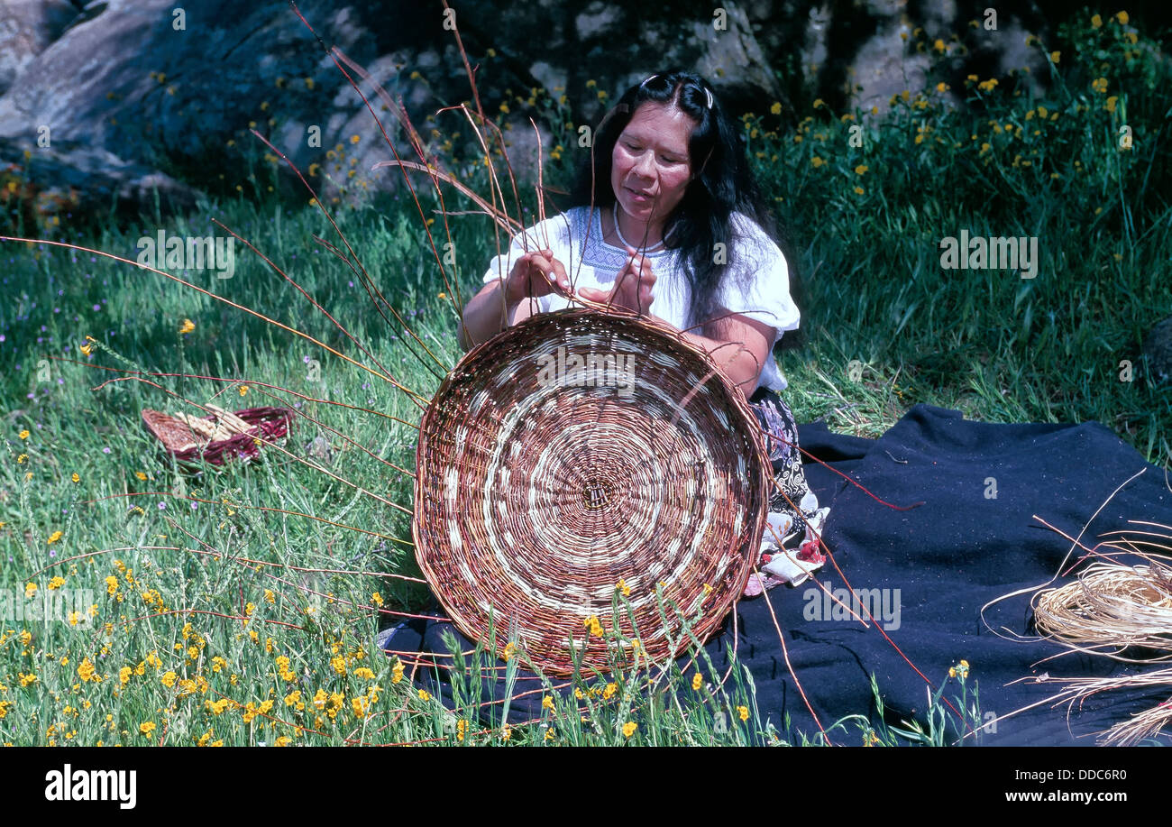 Making Baskets Native American Indian Basket Weaving: Navajo School Of