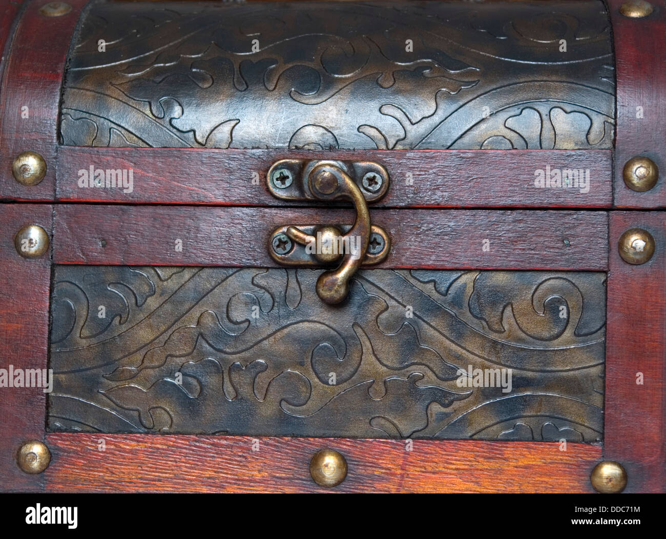 Antique casket hi-res stock photography and images - Alamy