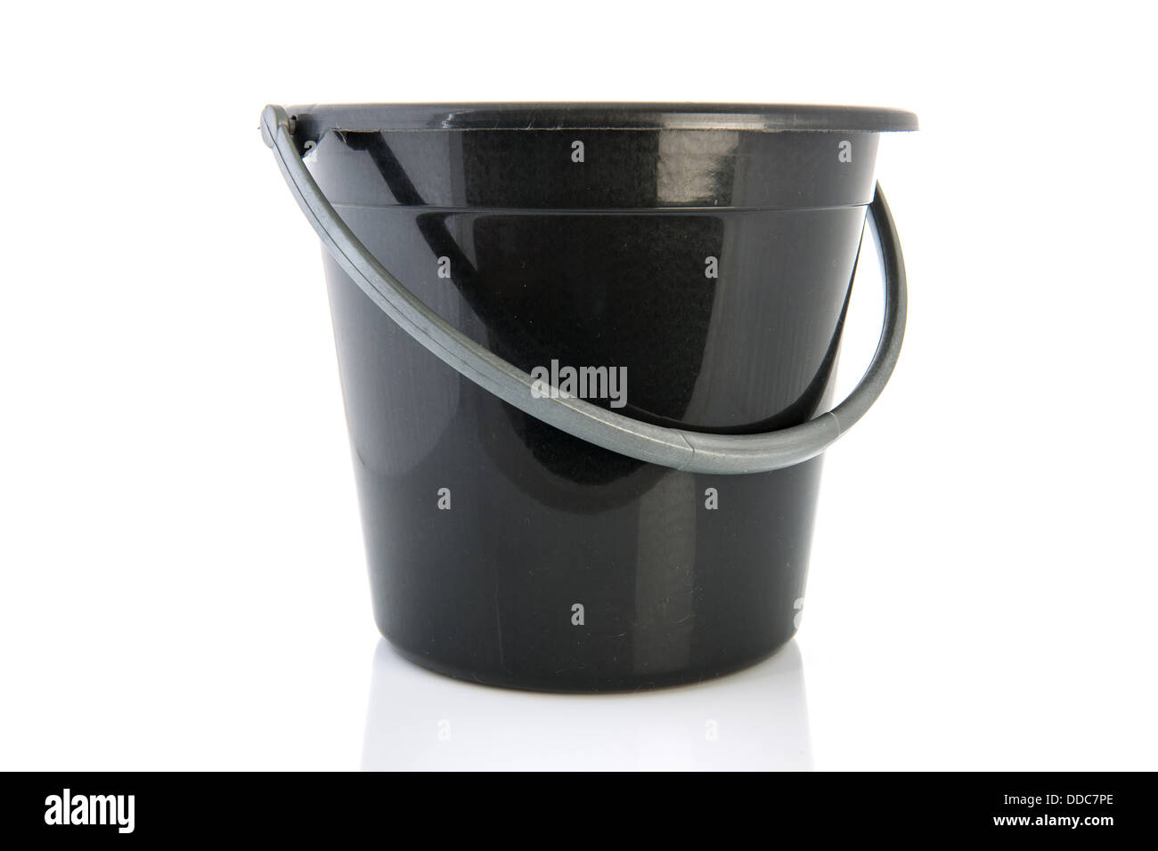 Single bucket hi-res stock photography and images - Alamy