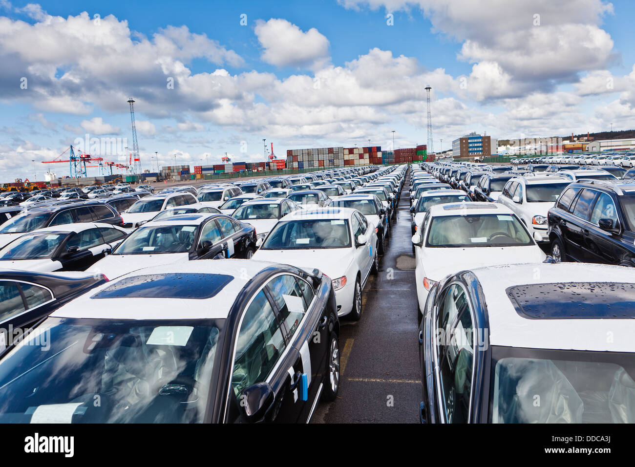 Large group of cars Stock Photo - Alamy