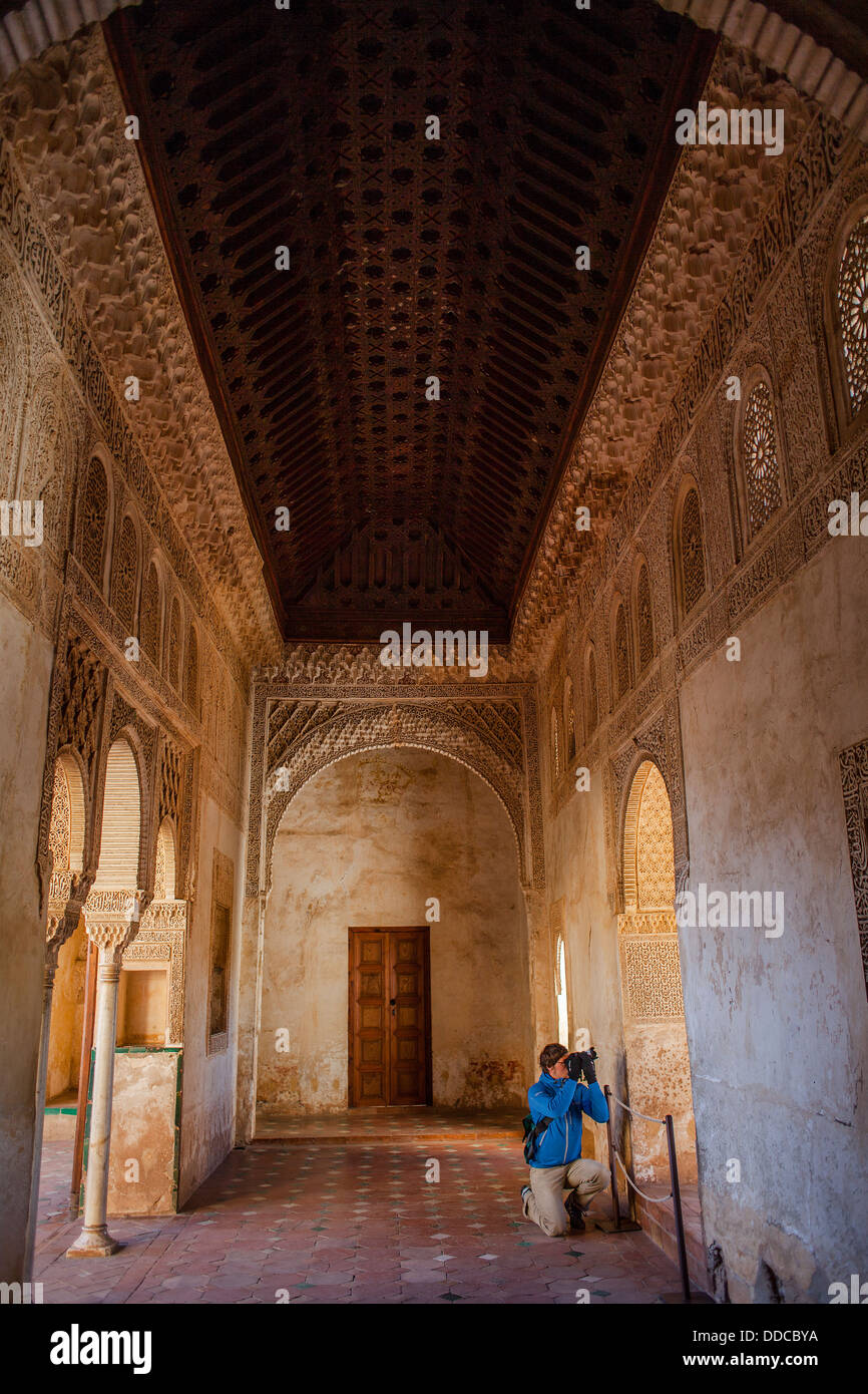 El Generalife Palace.Sala Regia,in Patio de la Acequia.El Generalife ...