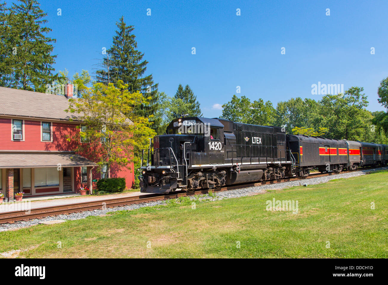 Cuyahoga Valley Scenic Railroad train passing Boston Mill in Cuyahoga ...