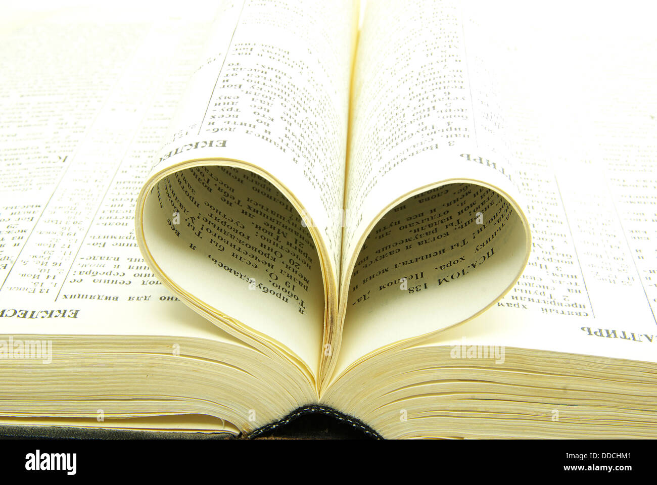 Opened bible hi-res stock photography and images - Alamy