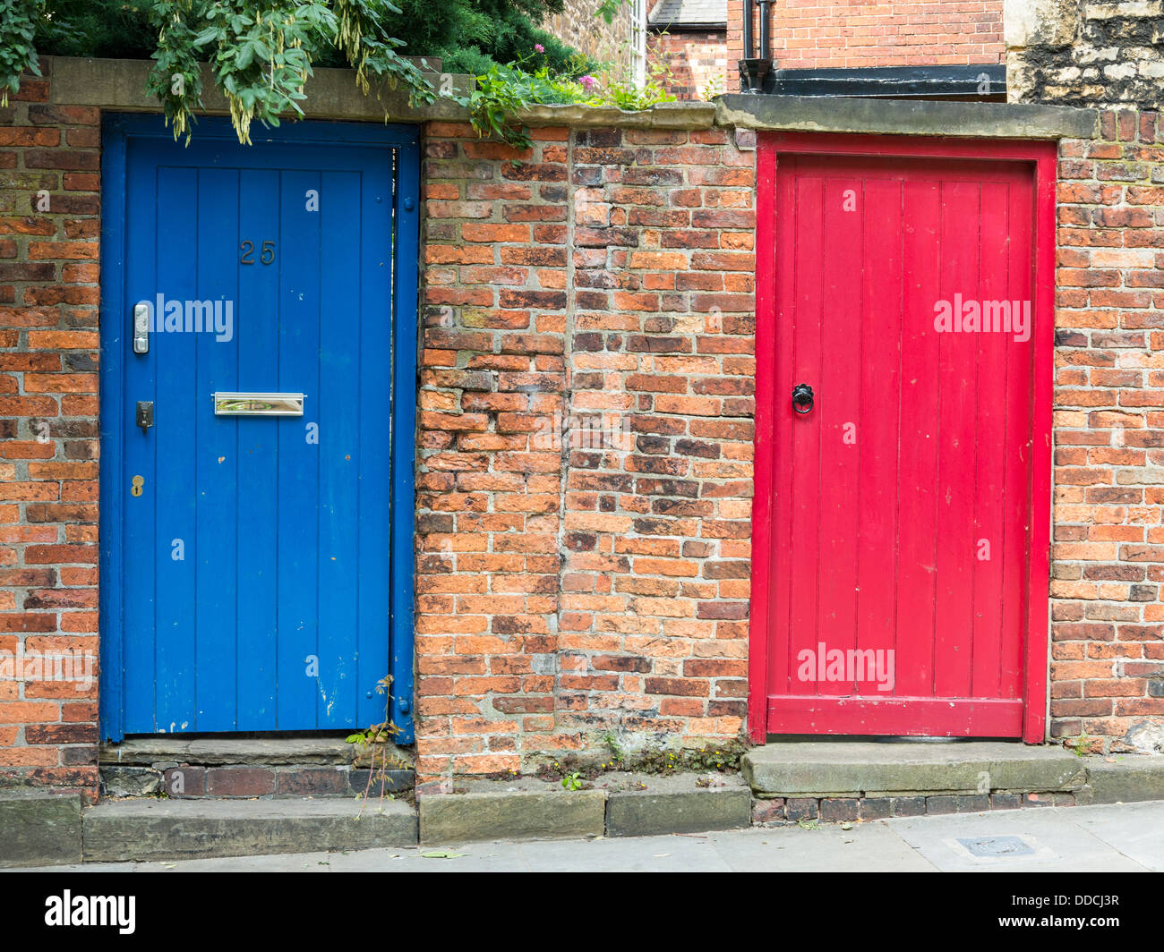 Two gates hi-res stock photography and images - Alamy
