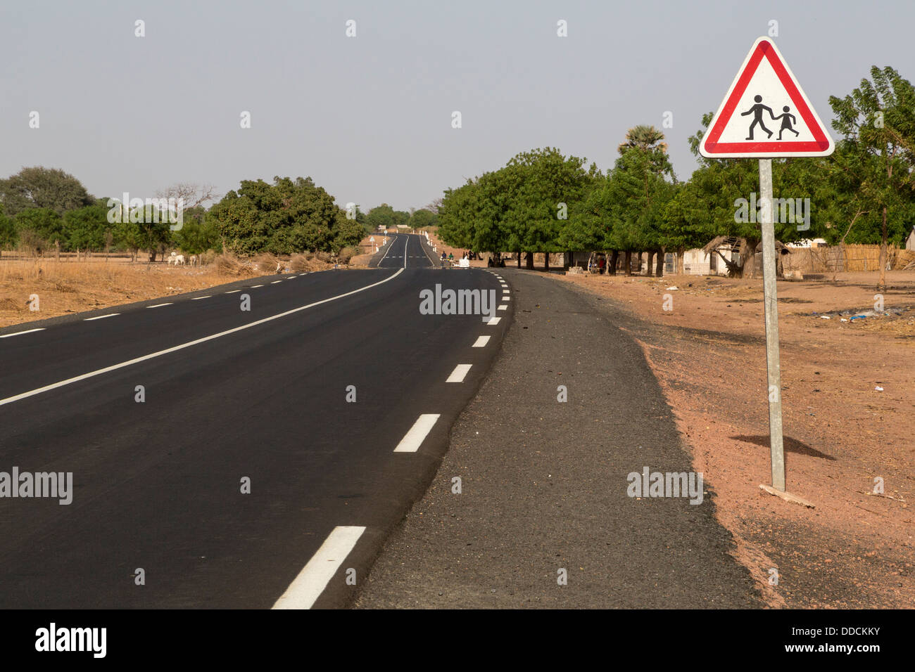 Modern Senegalese Highway between Kaolack and Tambacounda, Senegal ...