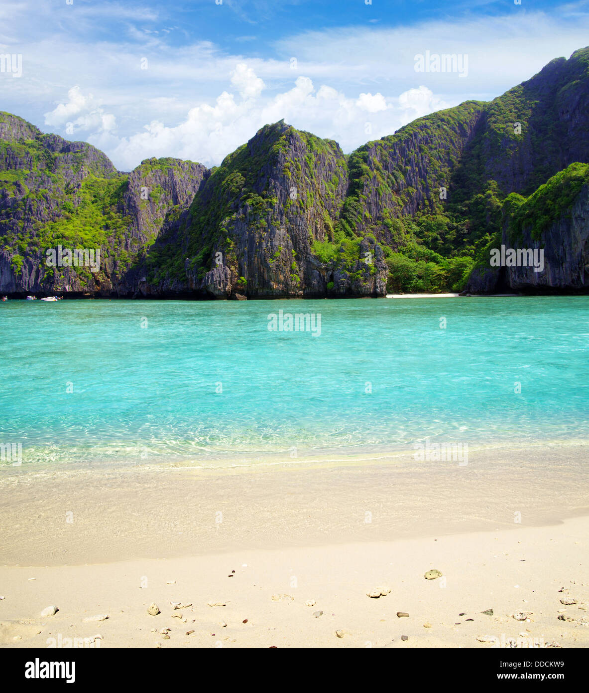 Asia boat asian landscape hi-res stock photography and images - Alamy
