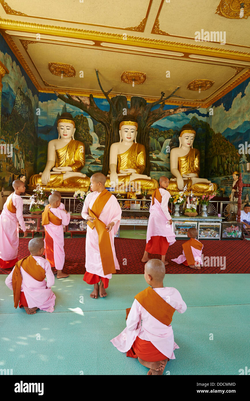 Myanmar (Burma), Pegu or Bago, Shwemawdaw pagoda Stock Photo - Alamy