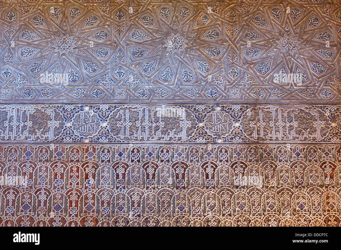 Detail of the walls in Hall of Ambassadors or Throne hall,Comares ...