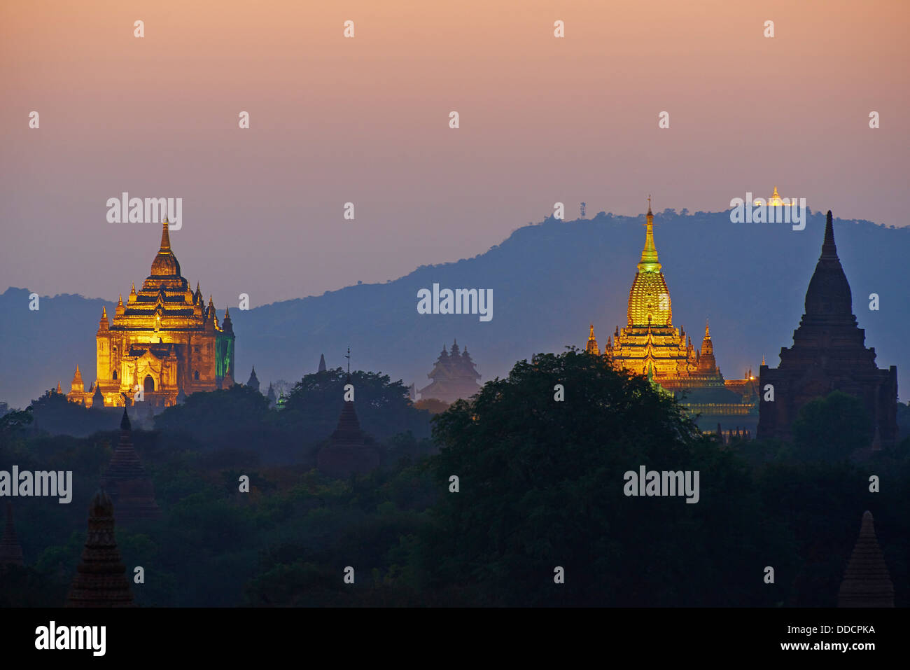 Temple stupa bagan myanmar hi-res stock photography and images - Alamy Temple stupa bagan myanmar hi-res stock photography and images - Alamy