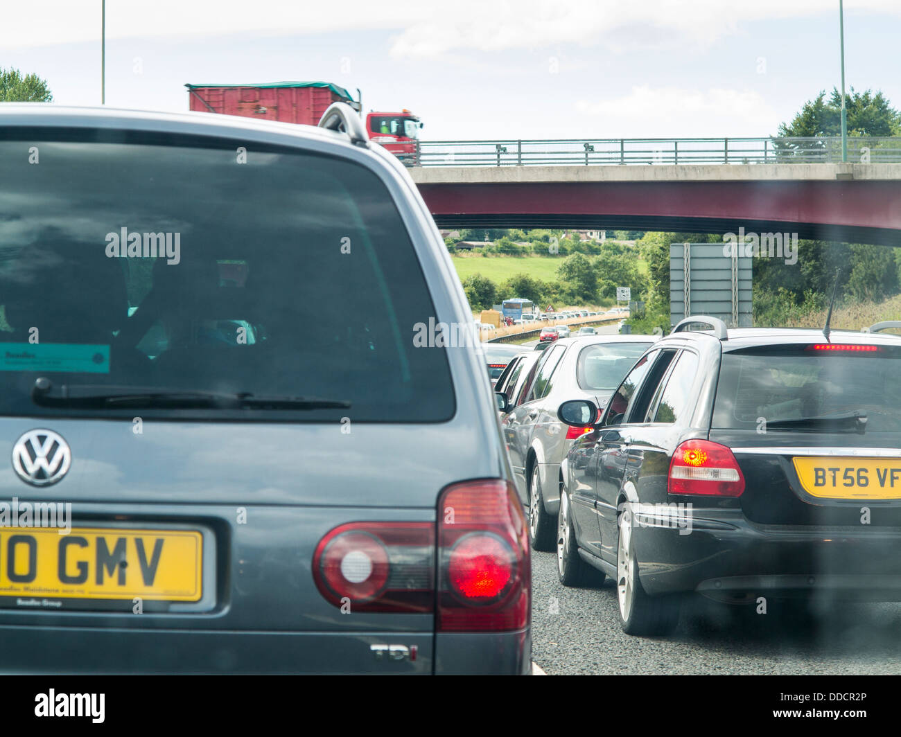 Queues queue hi-res stock photography and images - Alamy