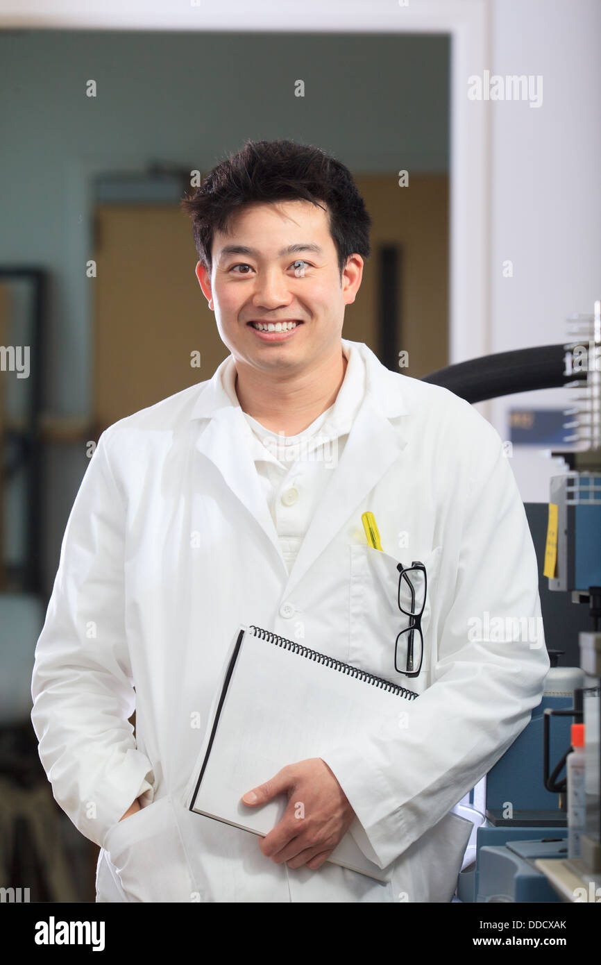 Manual lab hi-res stock photography and images - Alamy