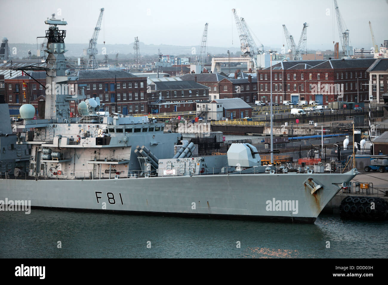 HMS Sutherland in Portsmouth dock Stock Photo - Alamy