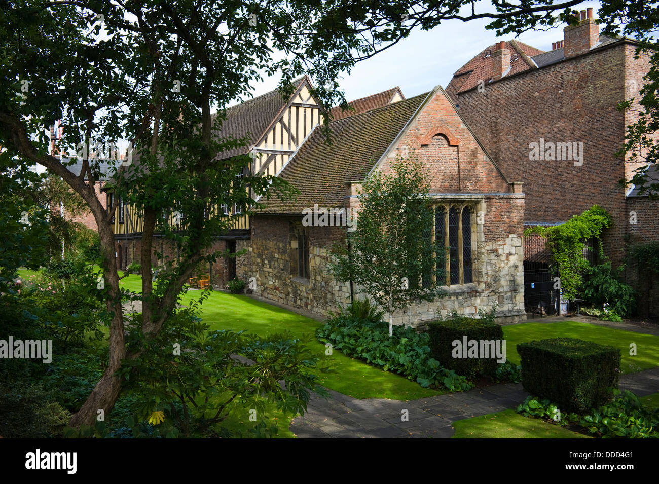 Merchant medieval hi-res stock photography and images - Alamy