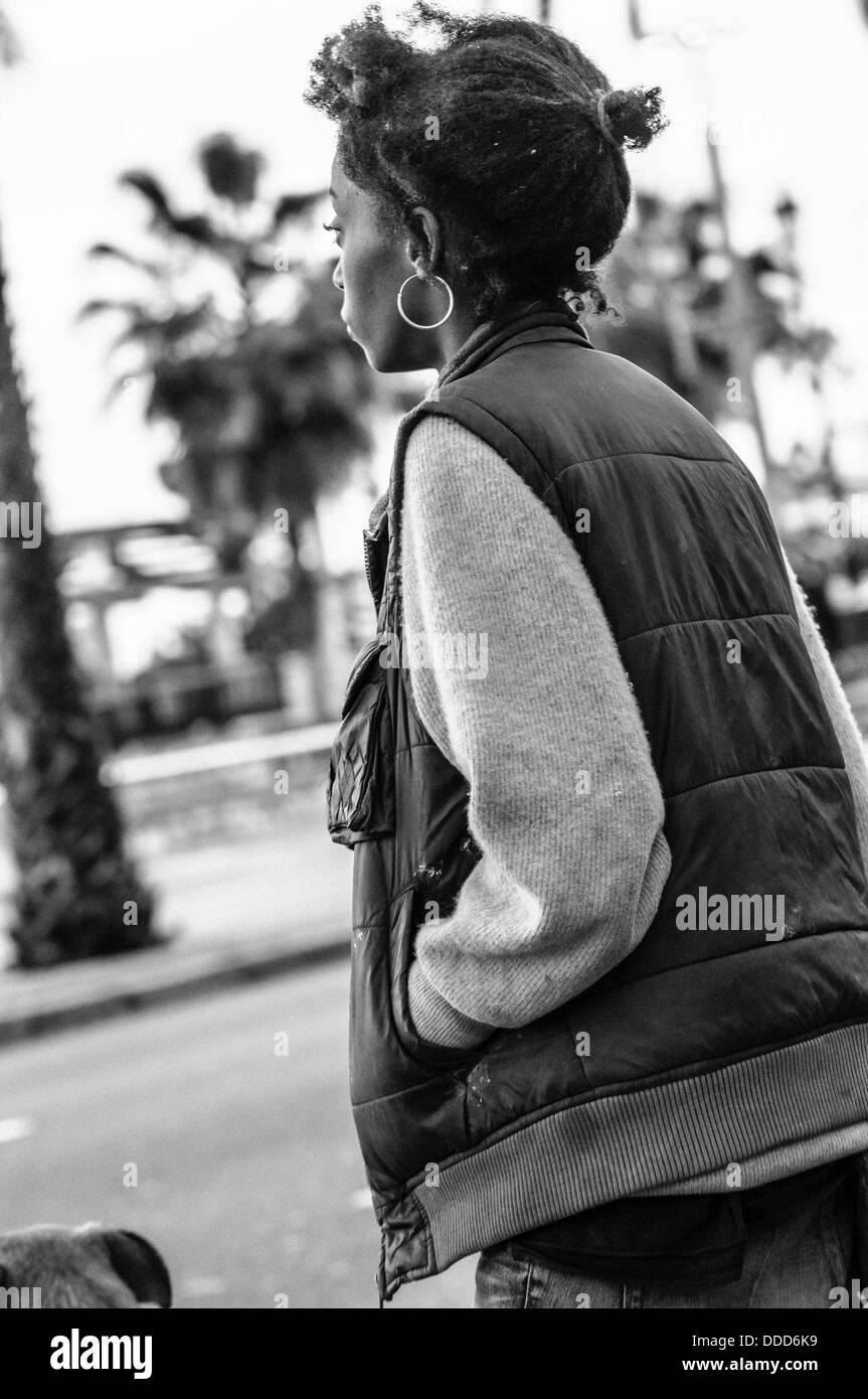 Homeless girl hi-res stock photography and images - Alamy