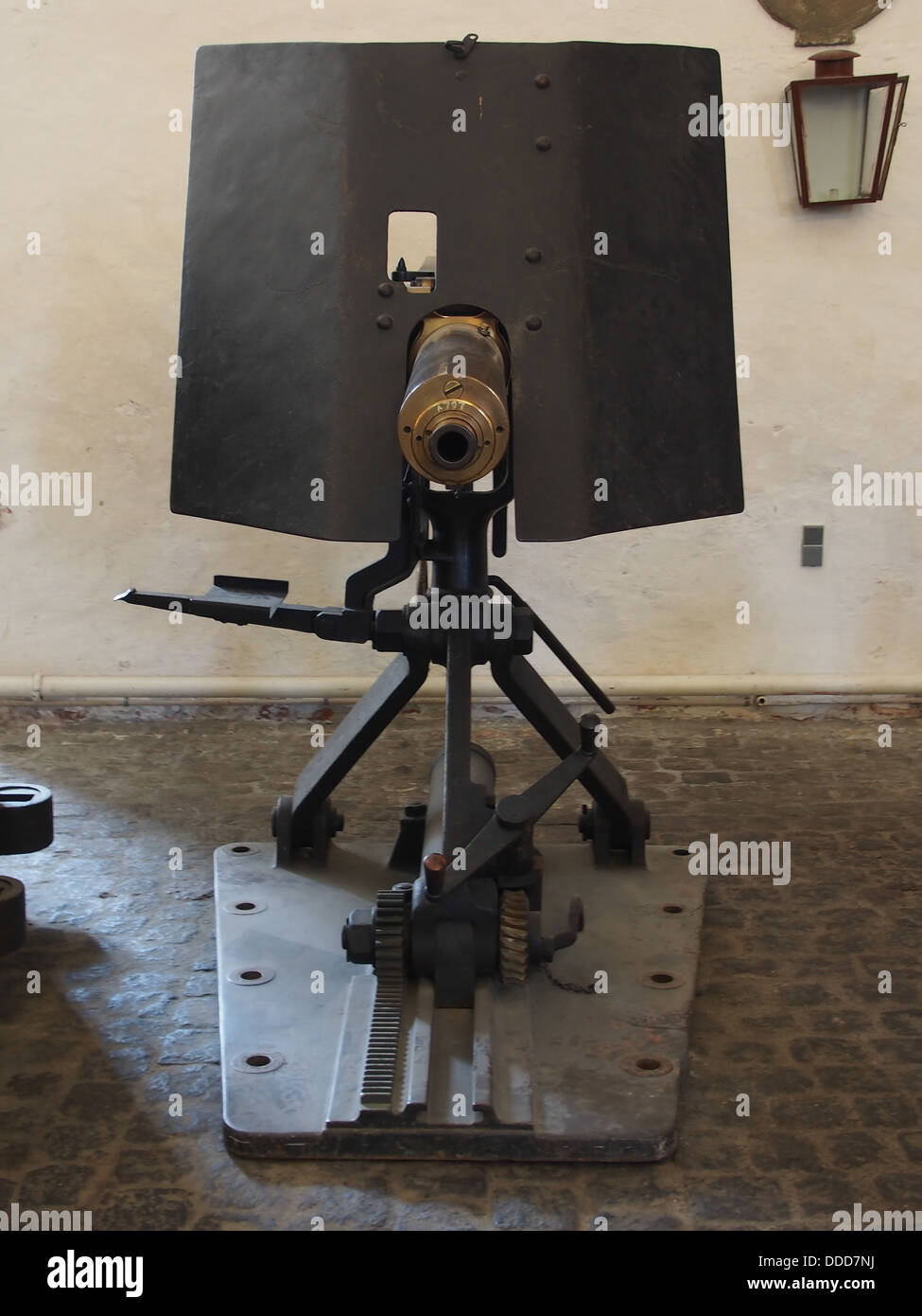 Automatic Cannon Stock Photos & Automatic Cannon Stock Images - Alamy