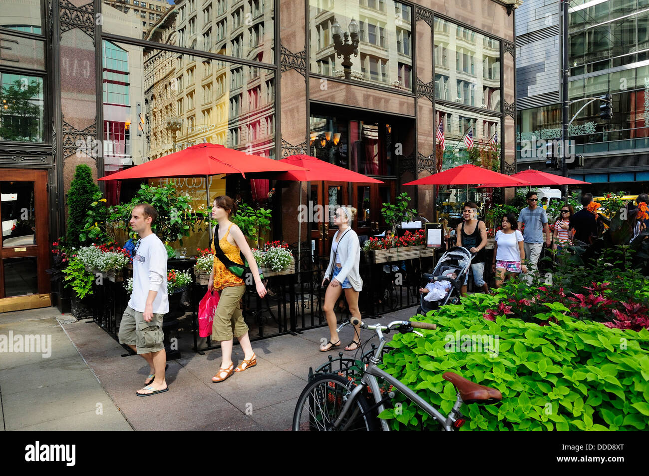 Chicago cafe hi-res stock photography and images - Alamy