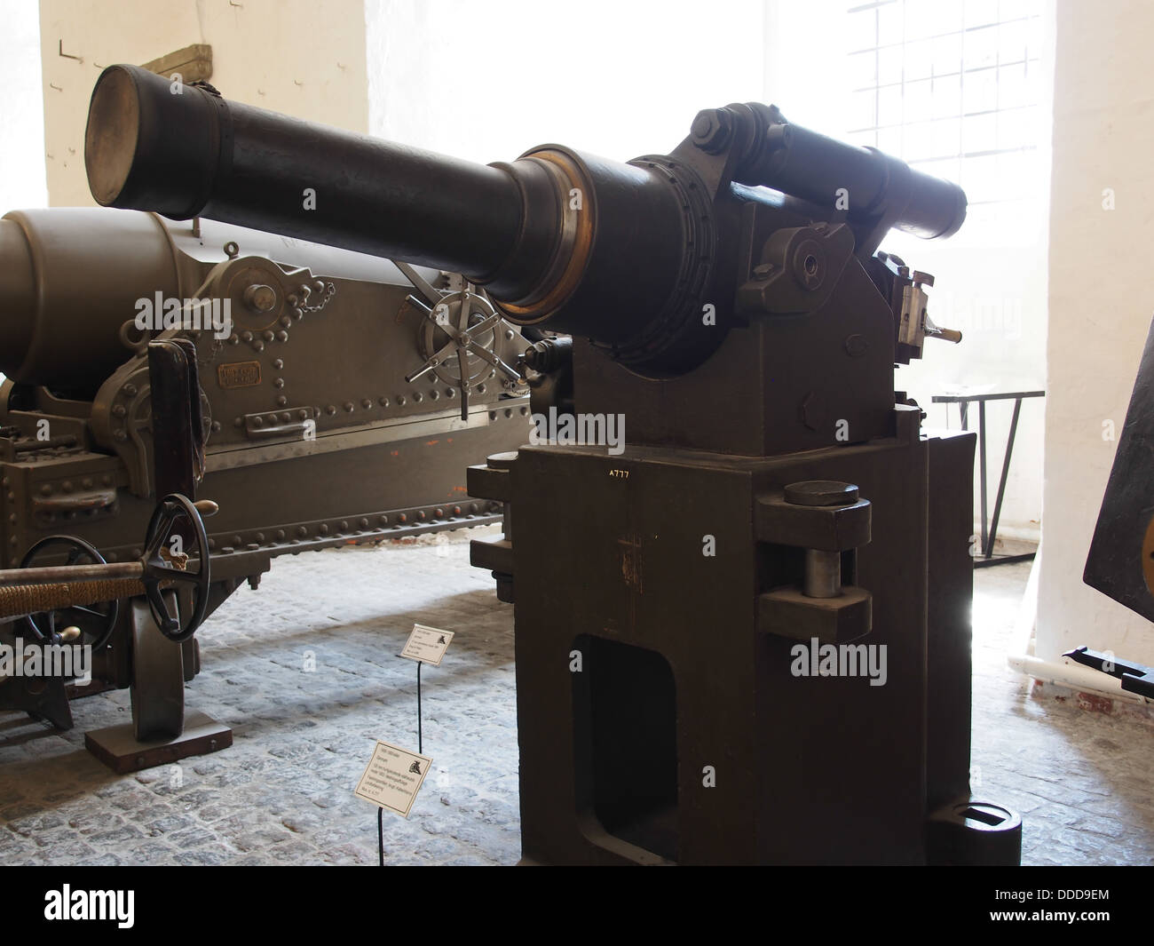120mm hi-res stock photography and images - Alamy