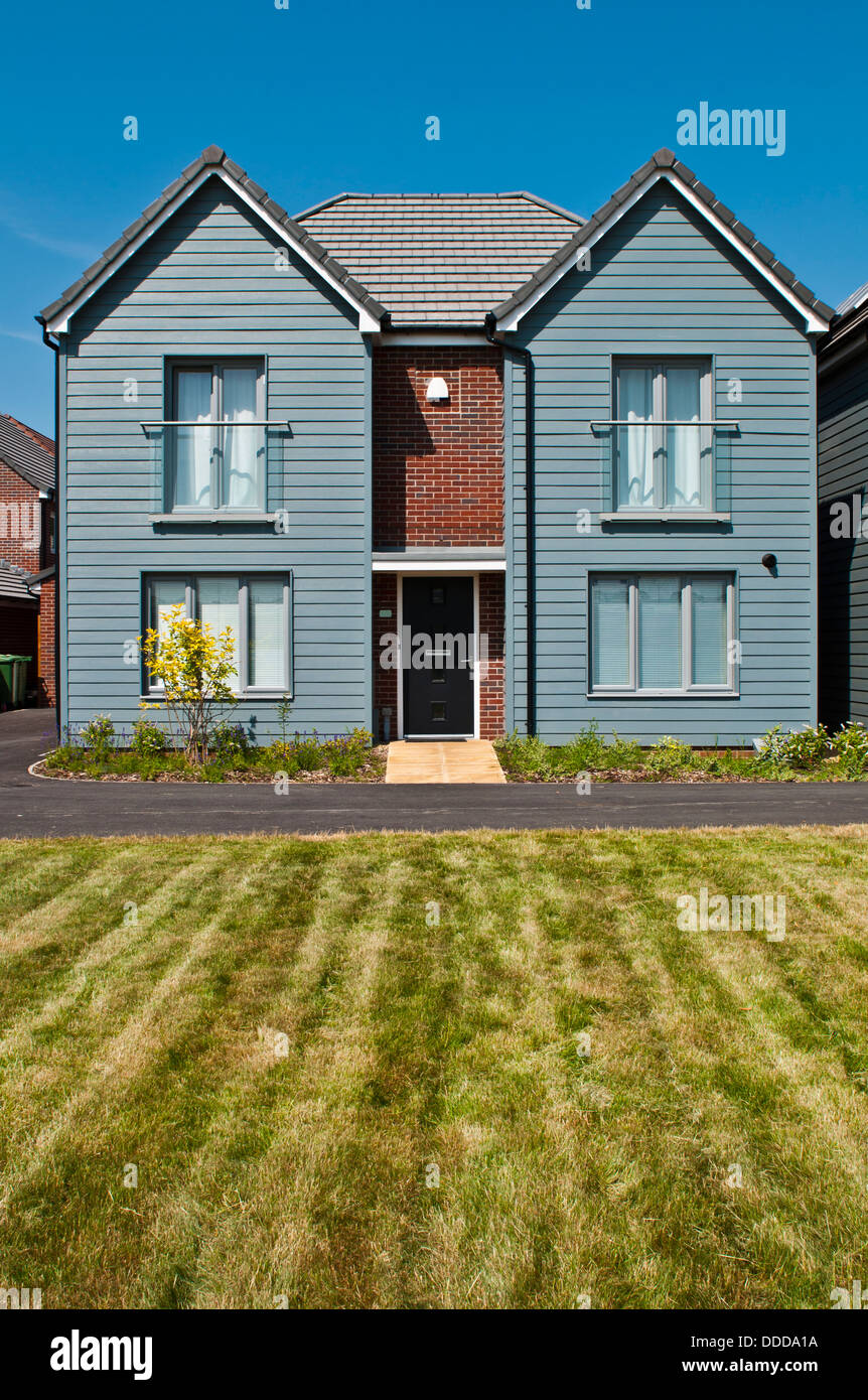 Living wall uk house hi-res stock photography and images - Alamy