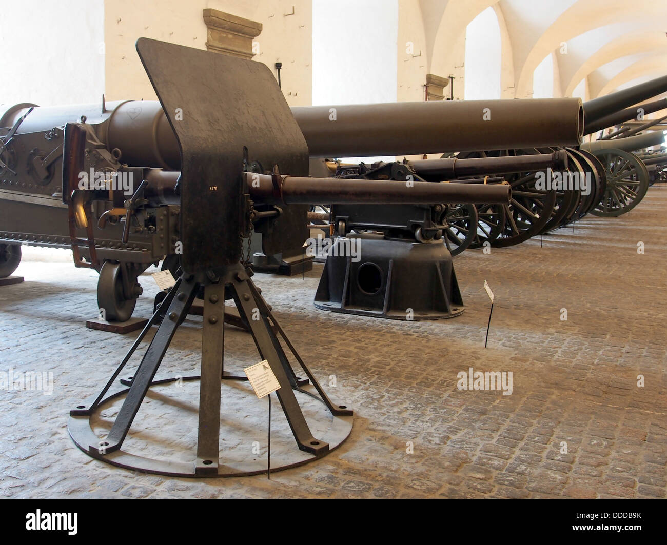 47mm hi-res stock photography and images - Alamy