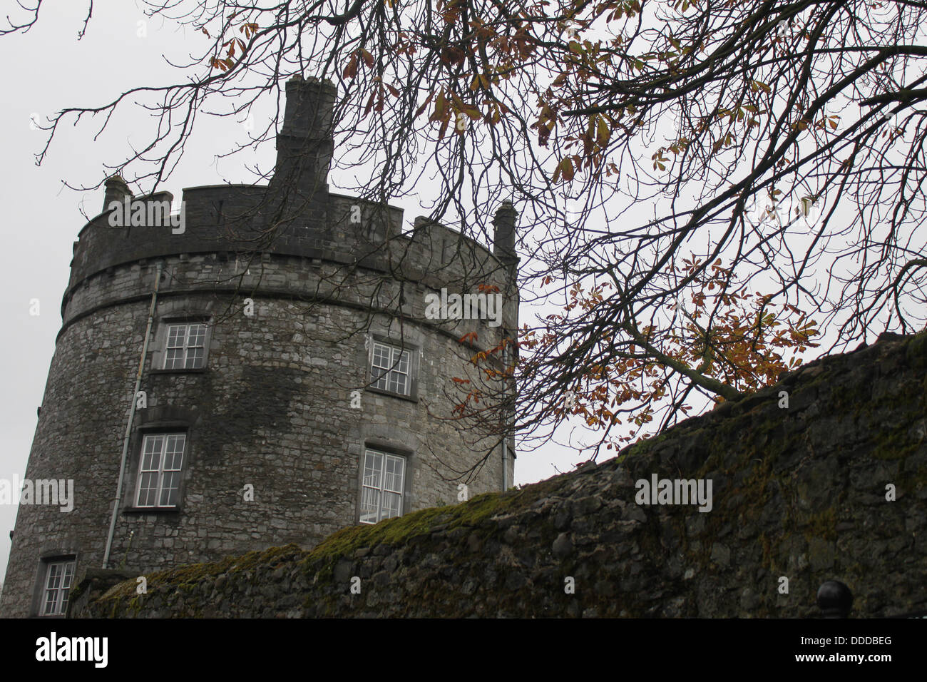 Round Tower, Kilkenny Castle, Ireland Stock Photo - Alamy