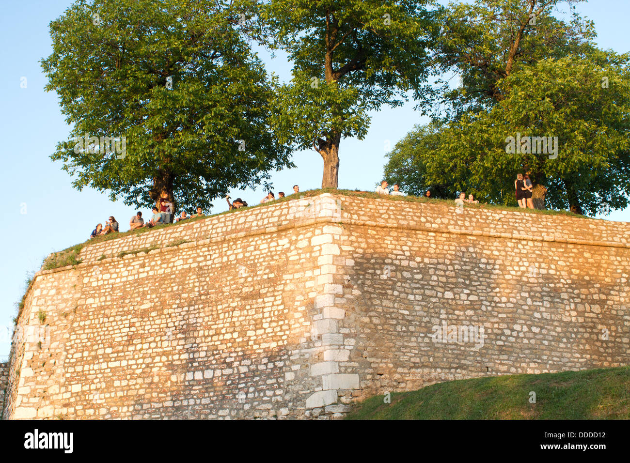 Gathering tourists hi-res stock photography and images - Alamy