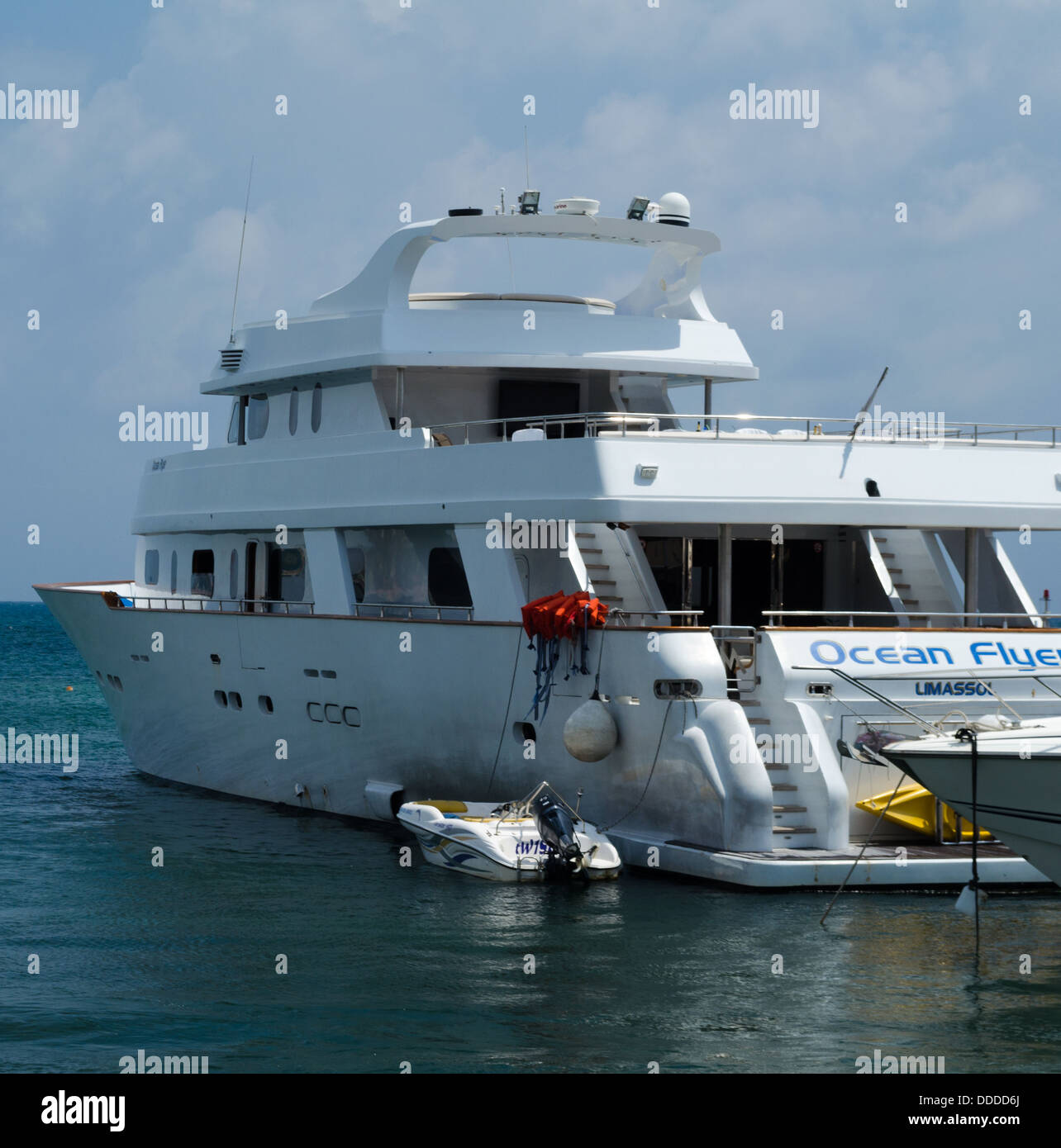 Luxurious cruise motor boat hi-res stock photography and images - Alamy