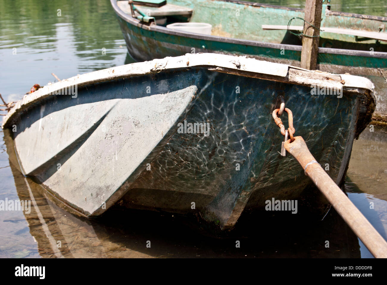 Semi sunken boat hi-res stock photography and images - Alamy