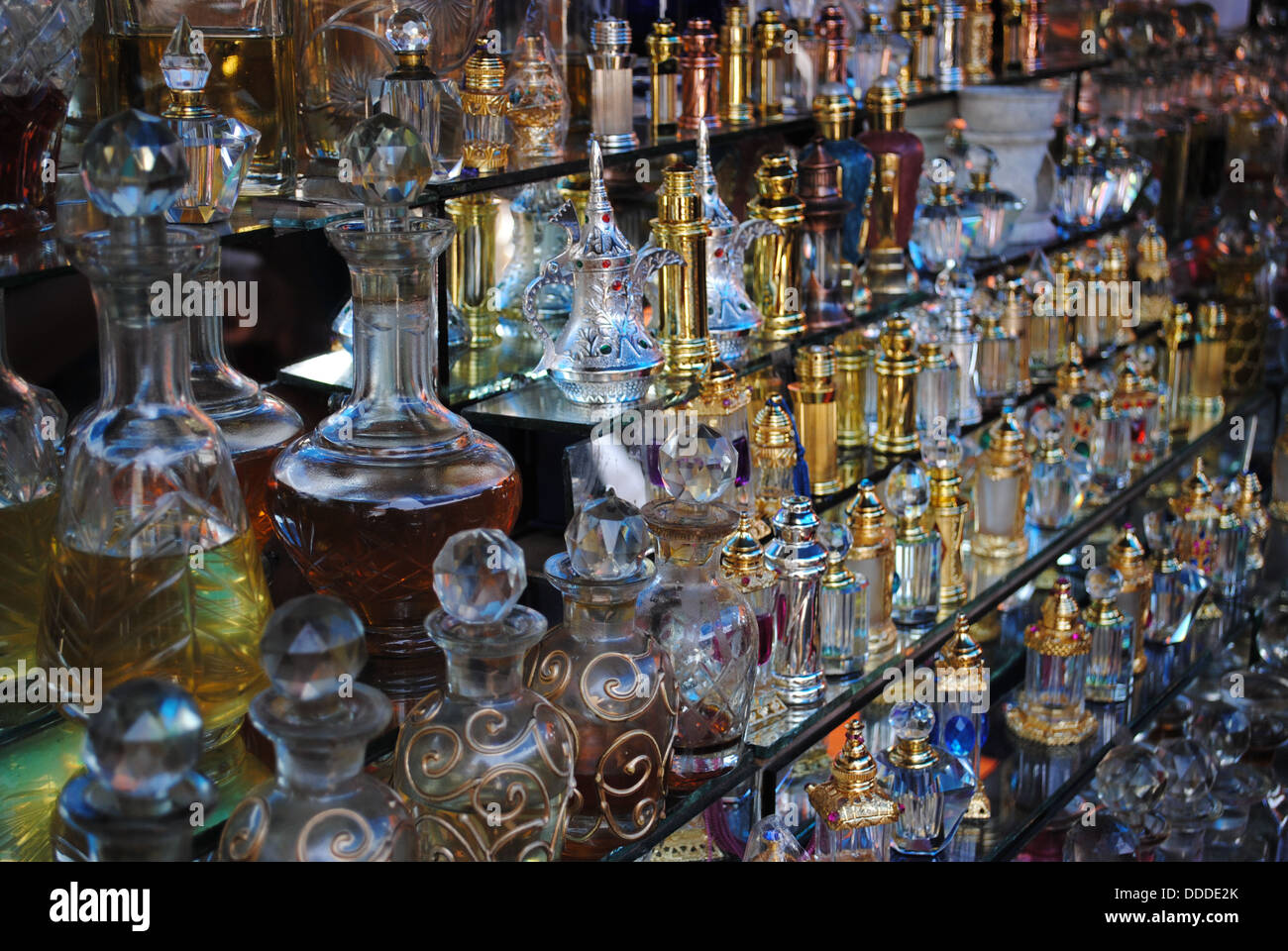 India perfume bottles hi-res stock photography and images - Alamy