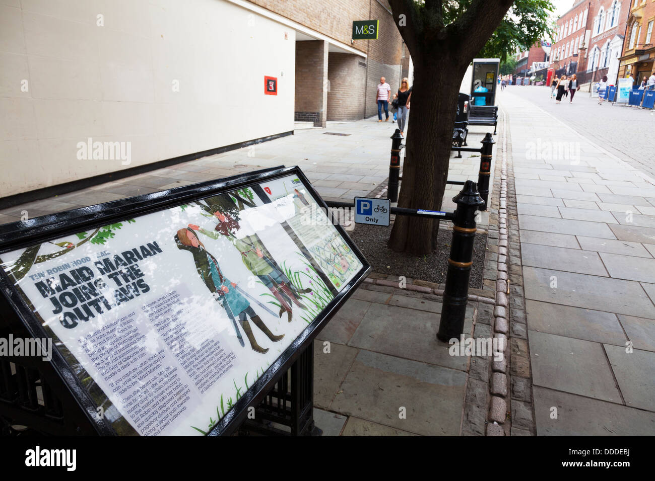 The Robin Hood Trail sign on street of Nottingham City Centre ...