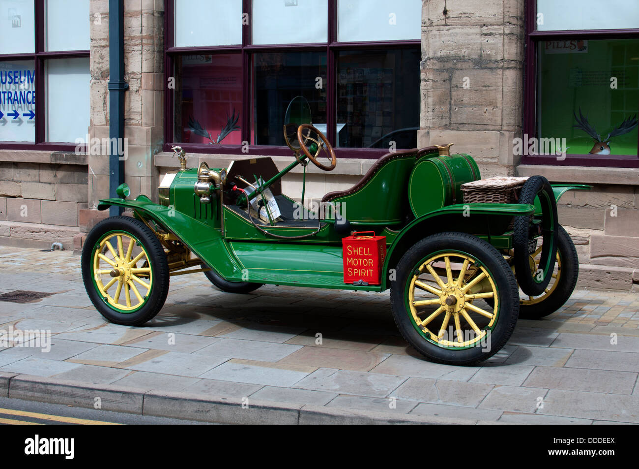 Veteran cars hi-res stock photography and images - Alamy