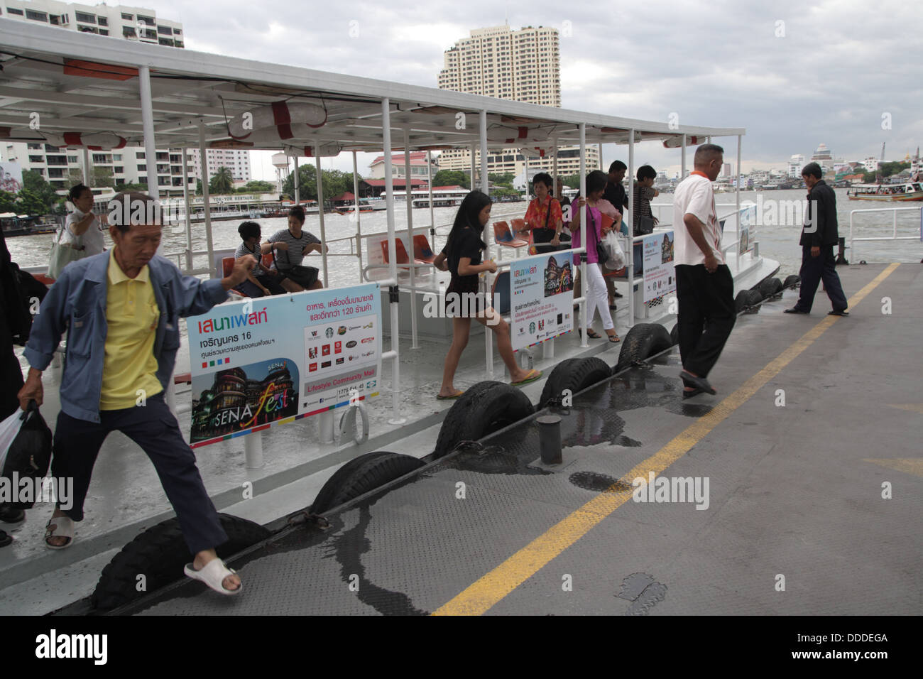 Ferry boat service across Chao Phraya river , Bangkok , Thailand Stock ...