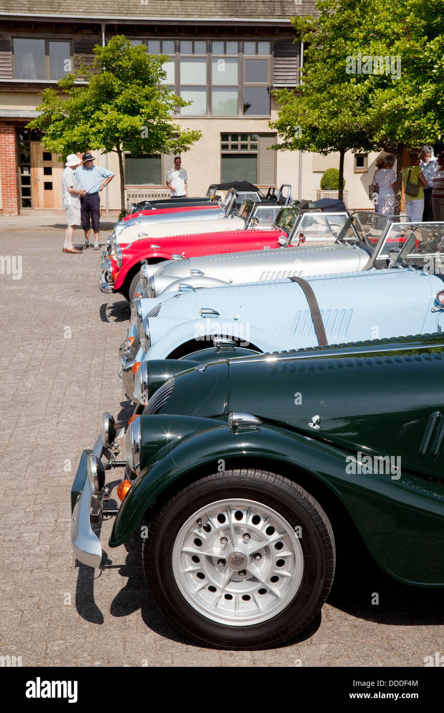 Morgan sports car club hi-res stock photography and images - Alamy