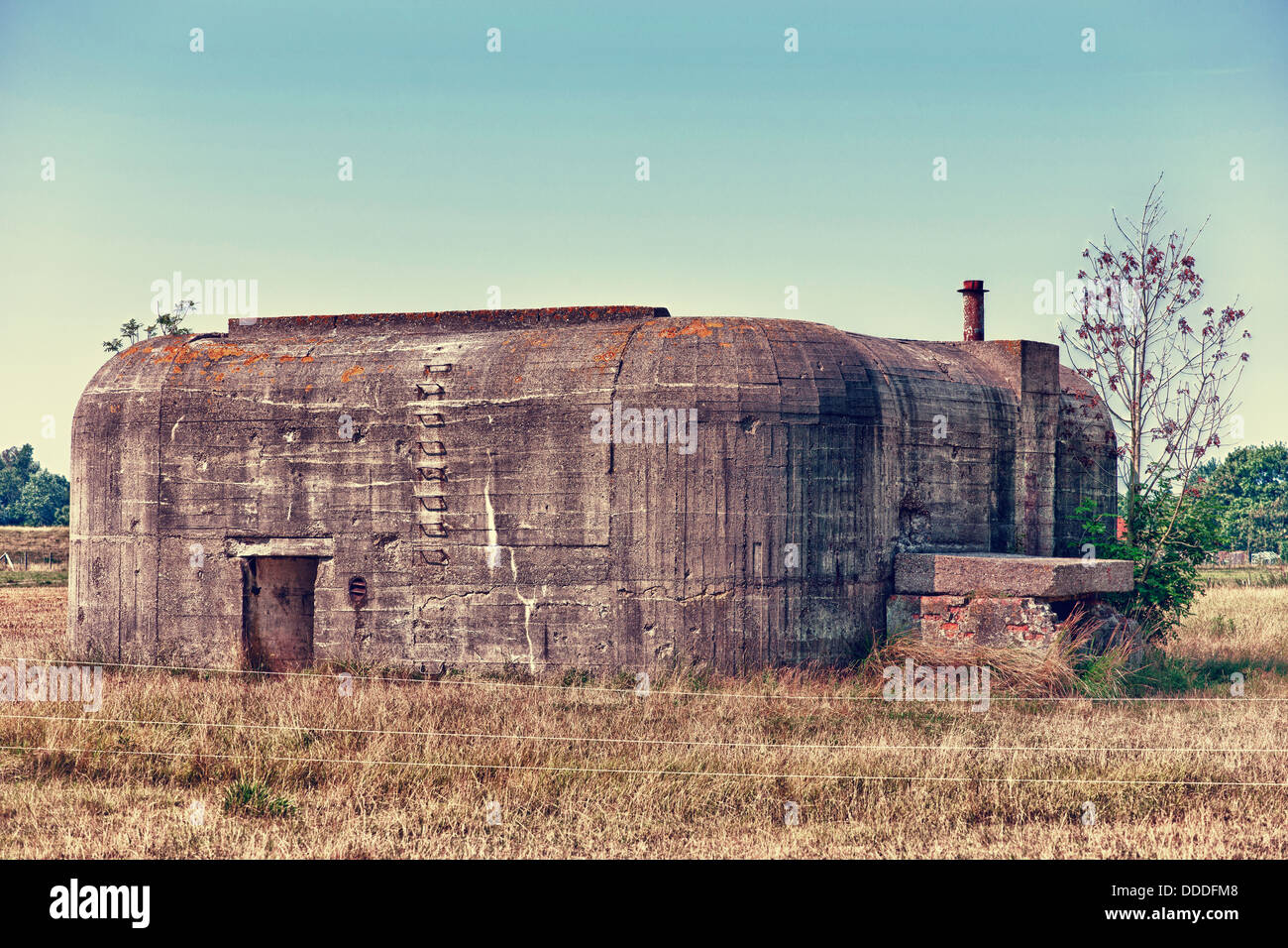 Wwii bunker hi-res stock photography and images - Alamy