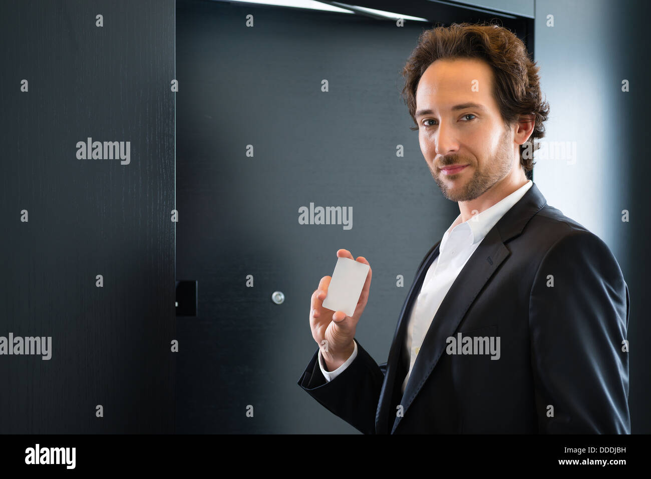 Hotel room door keycard hi-res stock photography and images - Alamy