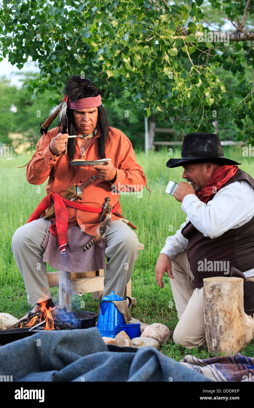 Cowboy with rifle hi-res stock photography and images - Alamy