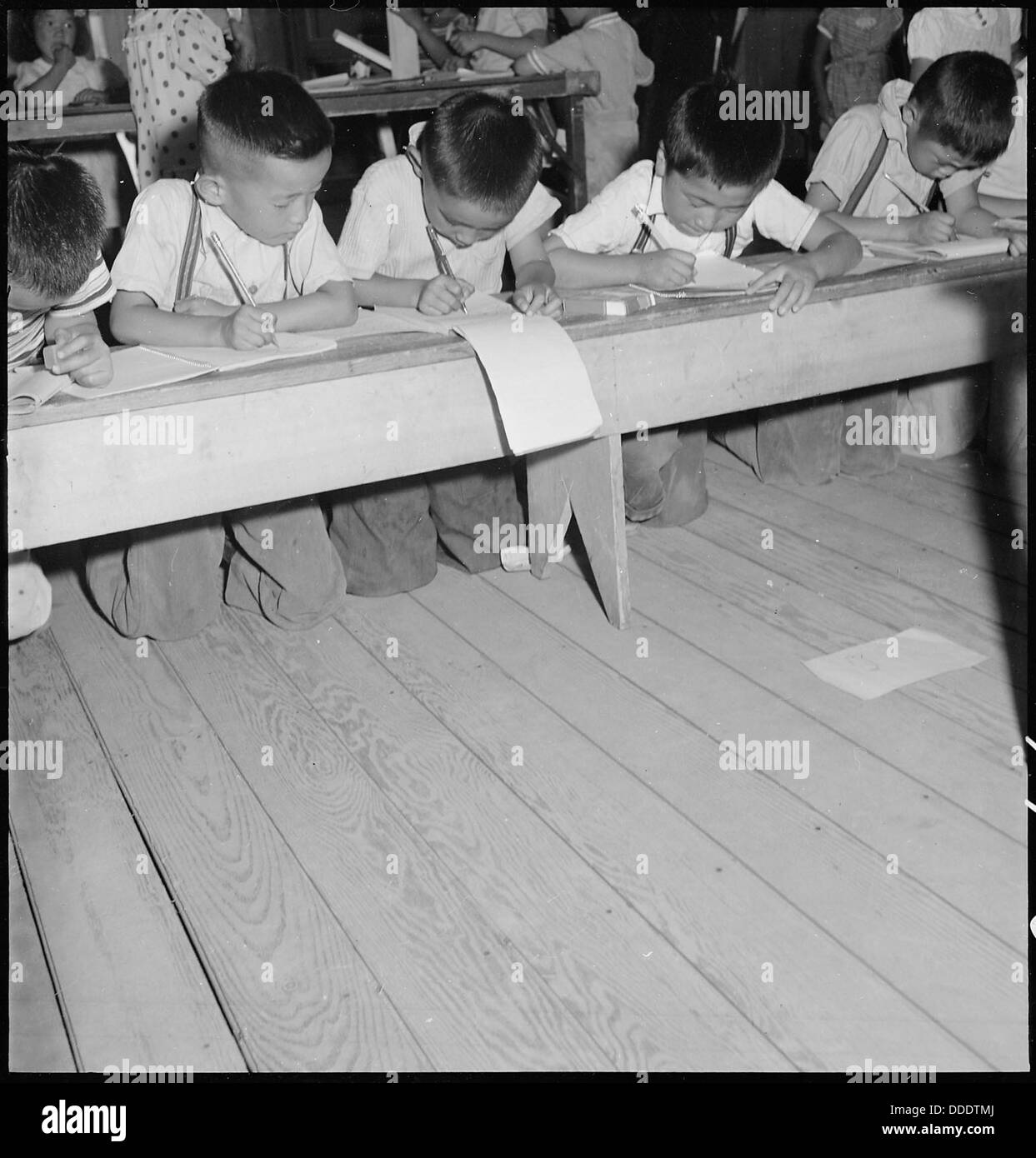 Manzanar schools hi-res stock photography and images - Alamy