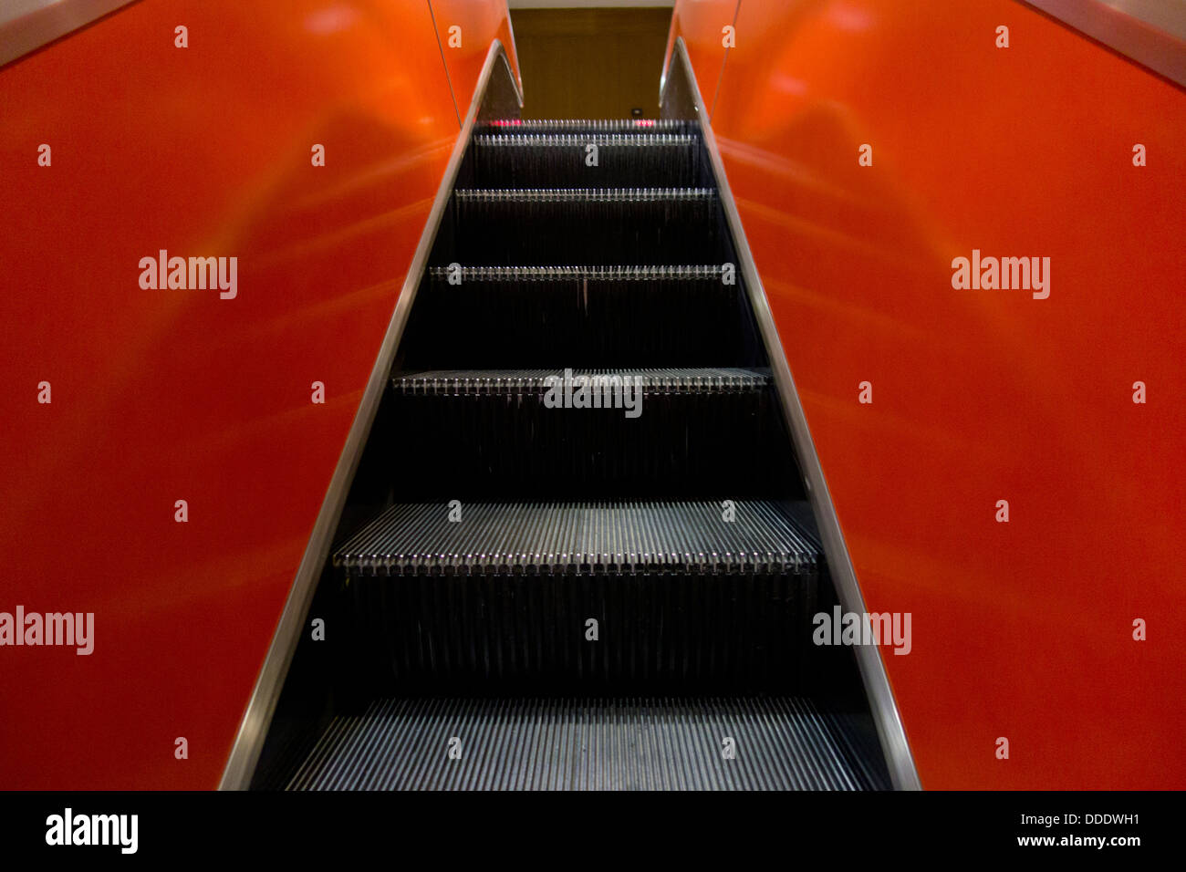 escalator at Brooklyn Public Library Stock Photo - Alamy