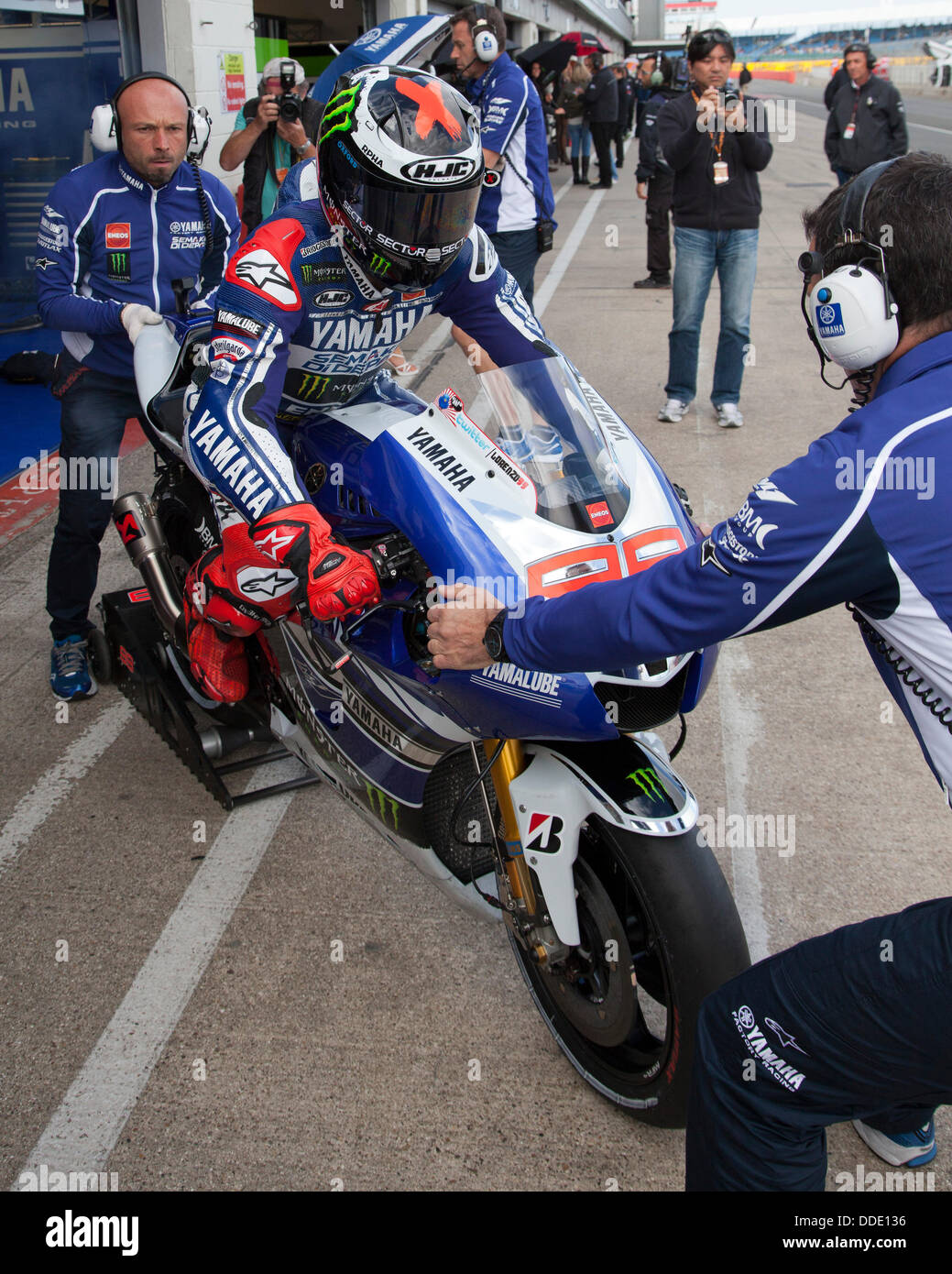 Silverstone crowd hi-res stock photography and images - Alamy