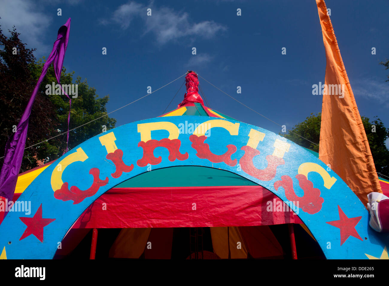Outside big top circus tent hi-res stock photography and images - Alamy