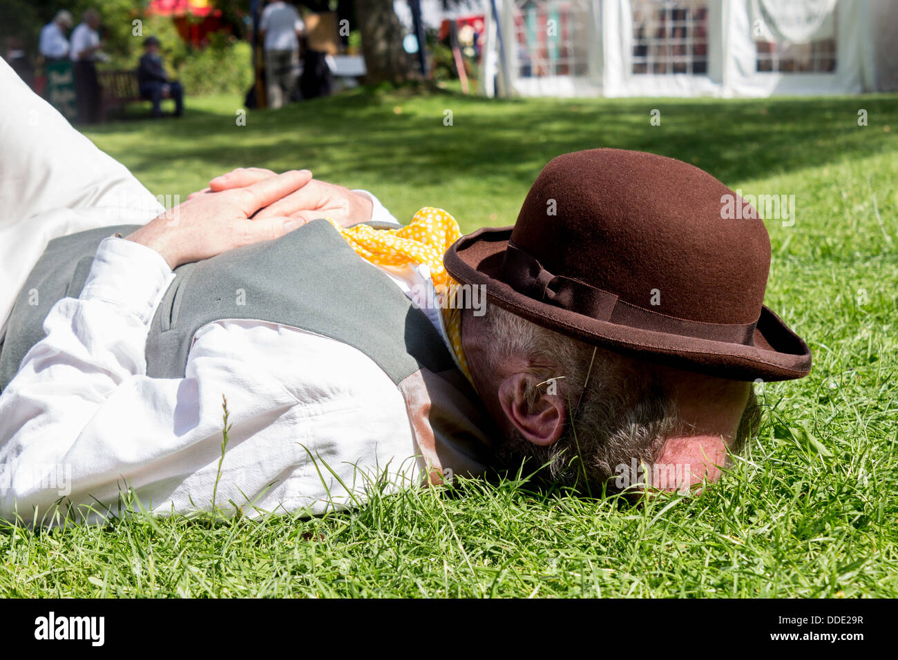 Man male bowler hat hi-res stock photography and images - Alamy
