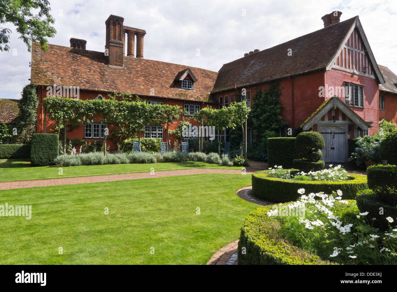 Wyken hall hi-res stock photography and images - Alamy