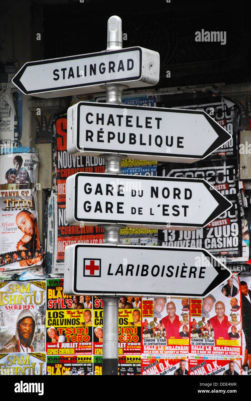sign post Paris town center France Stock Photo - Alamy