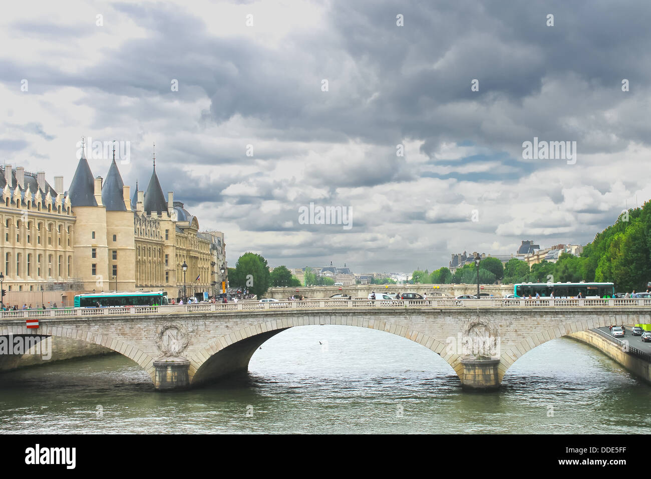 Bridge over the Seine. Paris. France Stock Photo - Alamy
