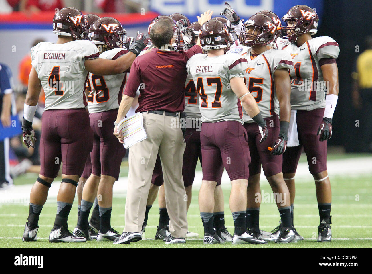 Defensive unit hi-res stock photography and images - Alamy