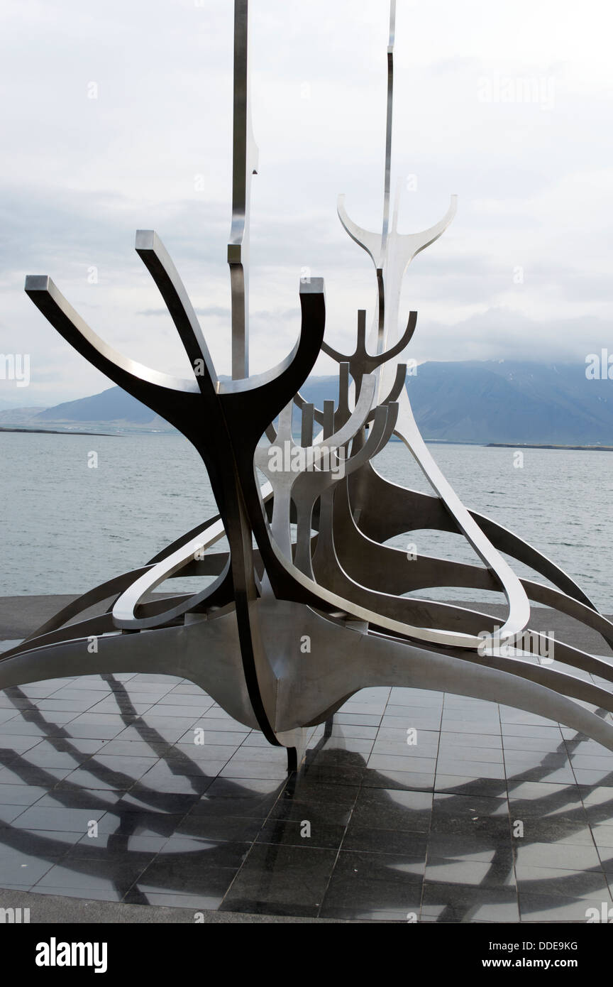 The Sun Voyager sculpture in Reykjavik harbour, Iceland Stock Photo - Alamy