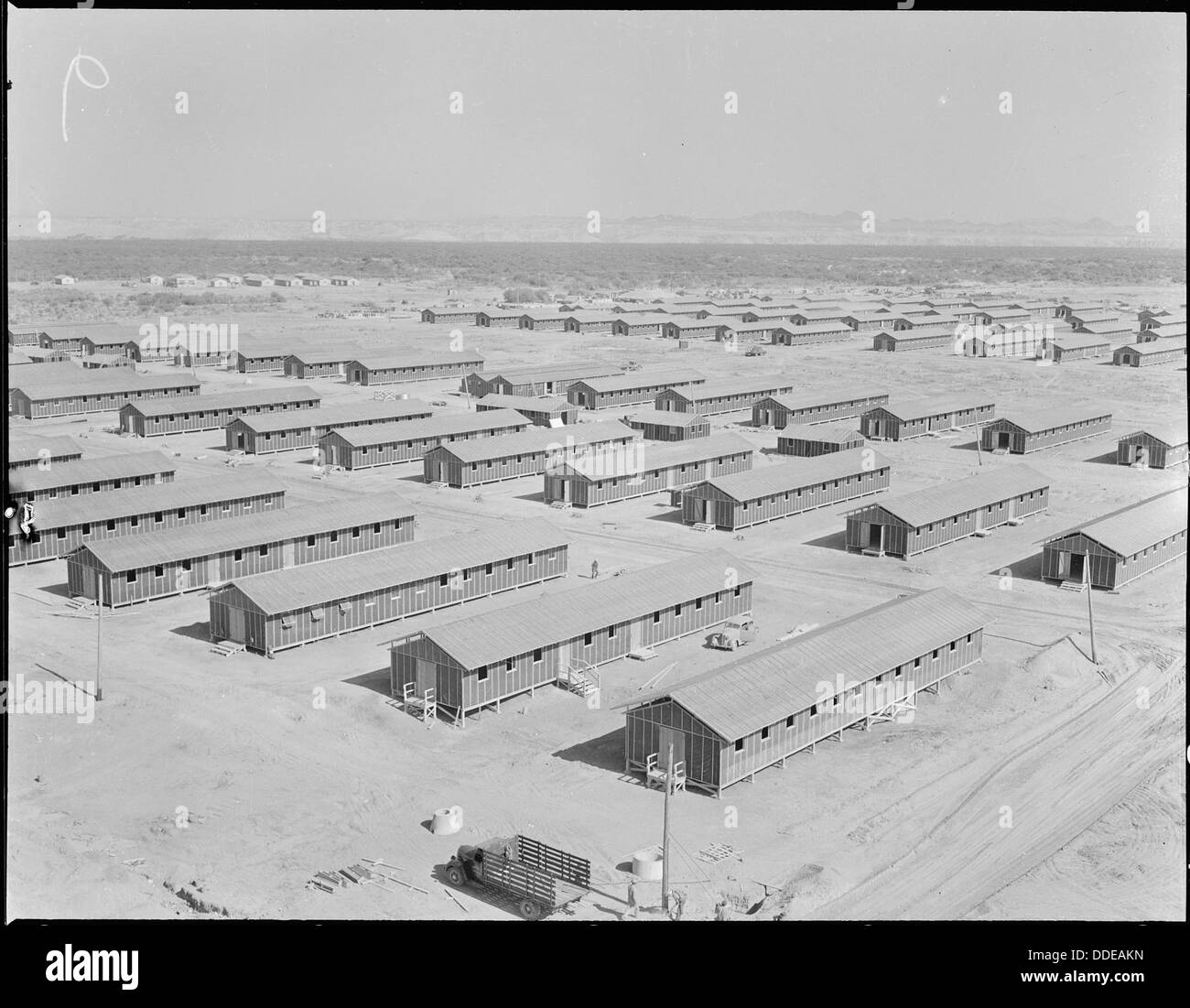 The living quarters of Japanese American evacuees at the Poston War ...