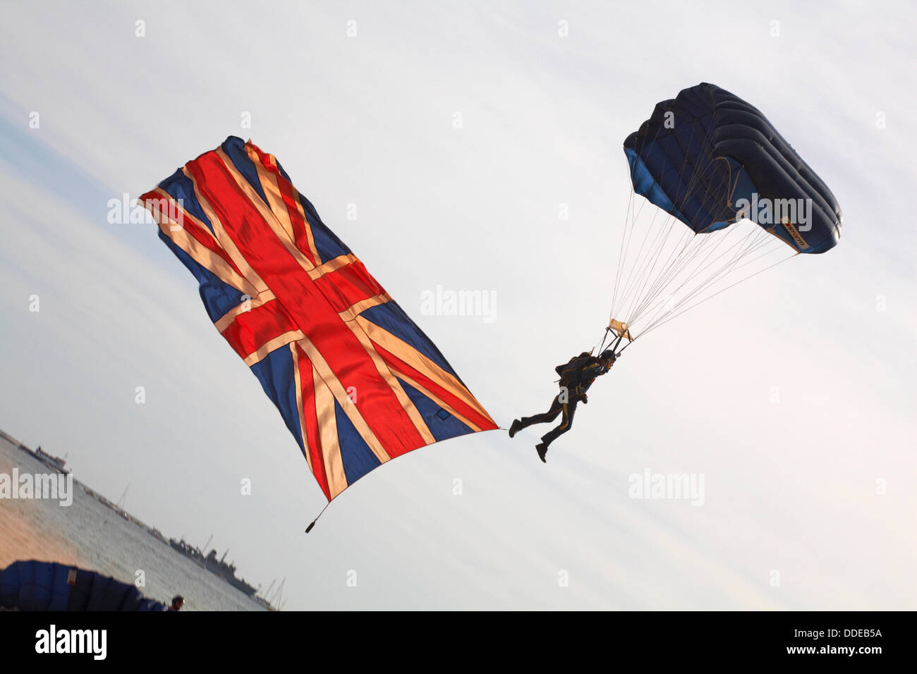 British army parachute regiment flag hi-res stock photography and ...