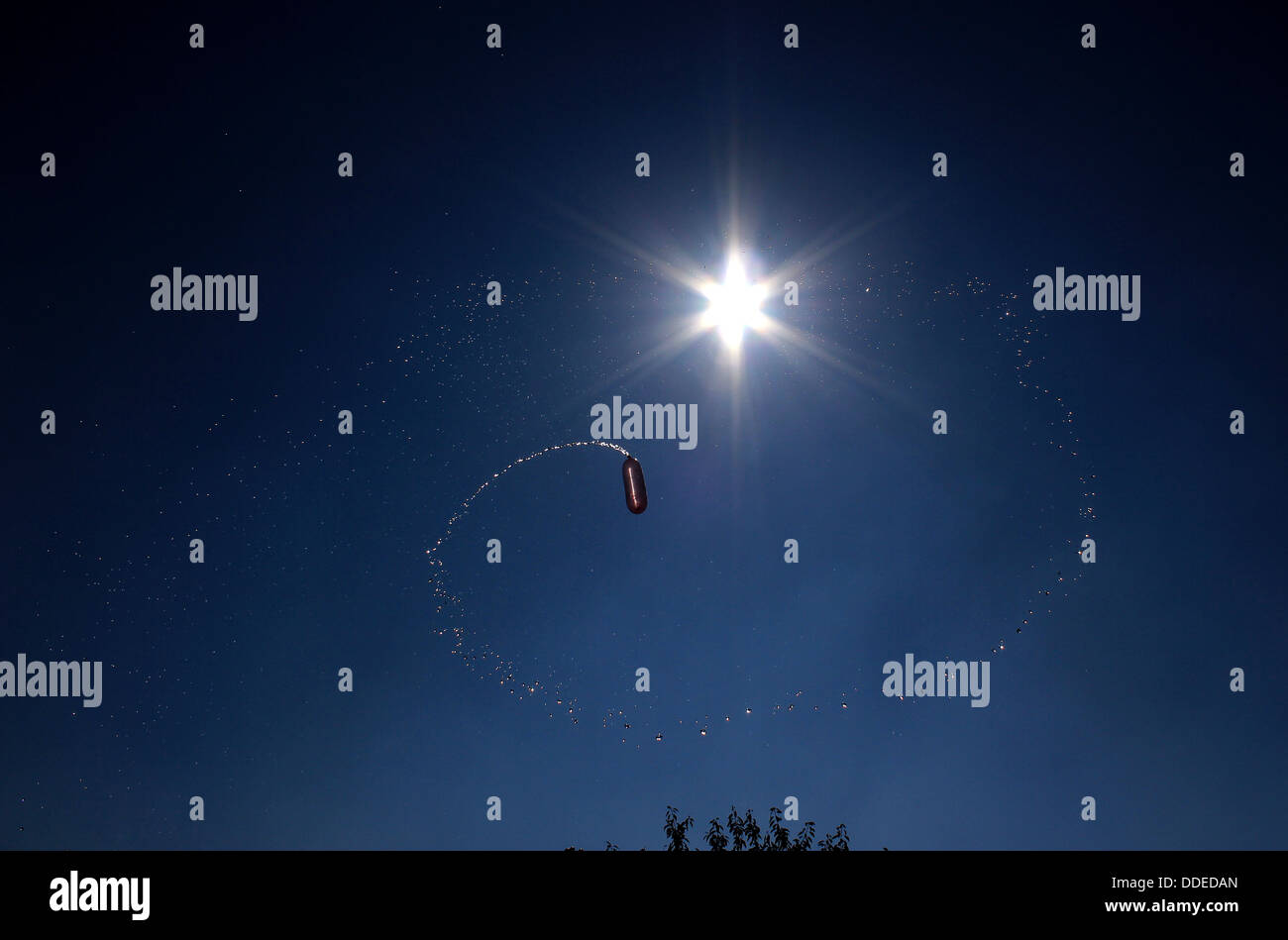 Water balloon hi-res stock photography and images - Alamy