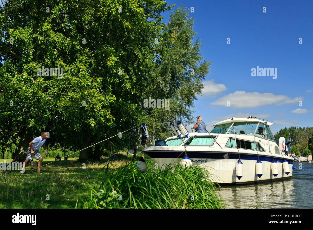 River great ouse st neots hi-res stock photography and images - Alamy